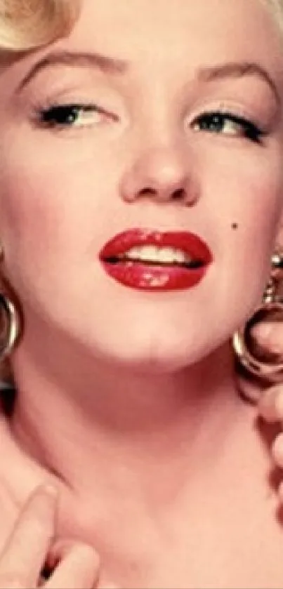 Glamorous Vintage Portrait Wallpaper - free download