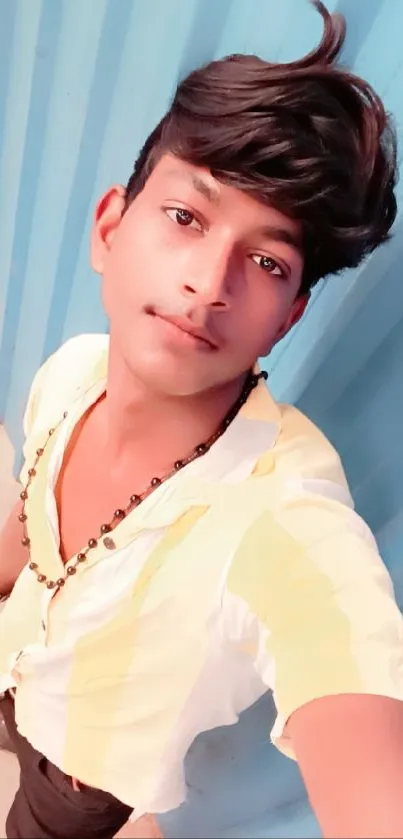 Neck Black Hair Goggles Live Wallpaper - free download