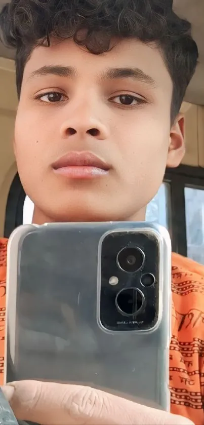 Selfie with Smartphone Mirror - free download